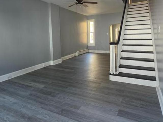 1242 Muhlenberg Street