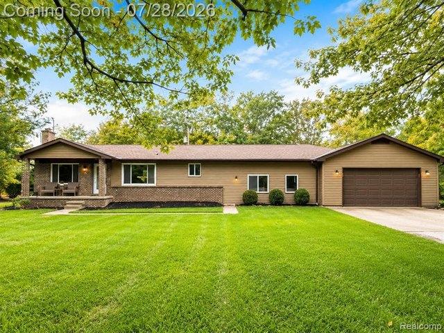 1242 Baldwin Rd, Lapeer, MI 48446