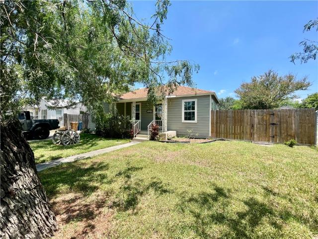 1242 Cambridge Drive