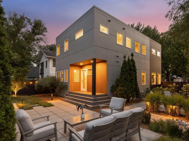 1242 Edgcumbe Road