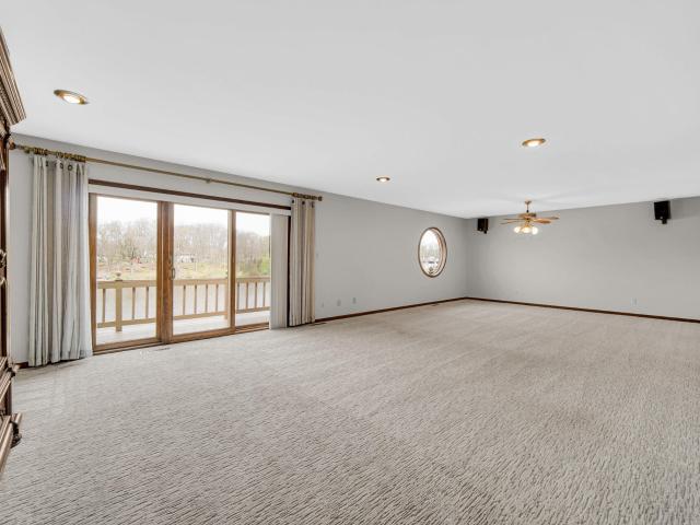 1242 River Terrace