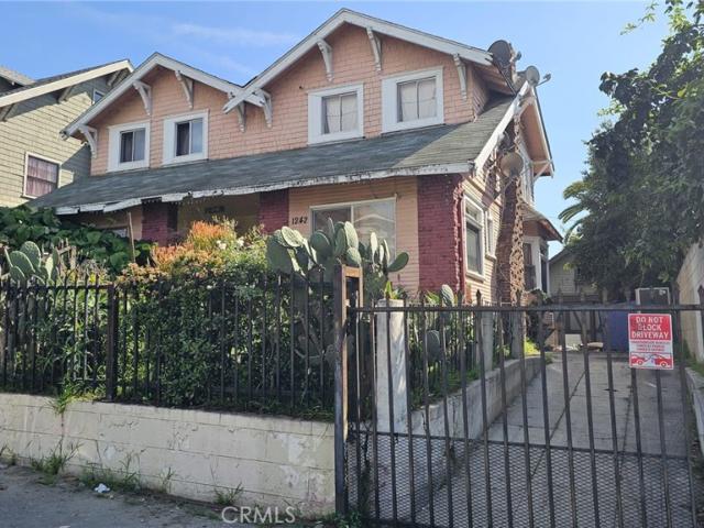 1242 S Bonnie Brae St, Los Angeles, CA 90006 | MLS #OC26031