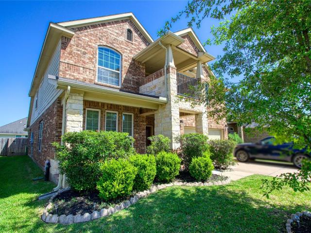 1242 S Maple Drive