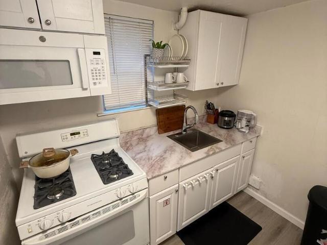 1242 88th AVE