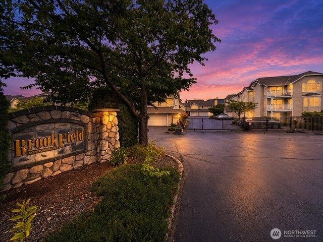 12431 4th Ave W Apt 8202, Everett, WA 98204