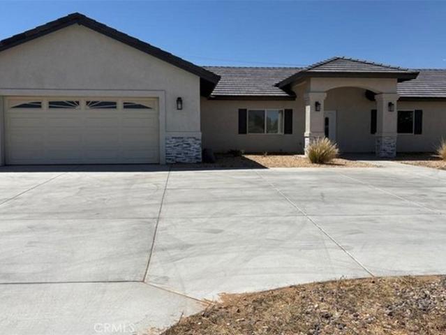 12432 Kiowa Rd, Apple Valley, CA 92308