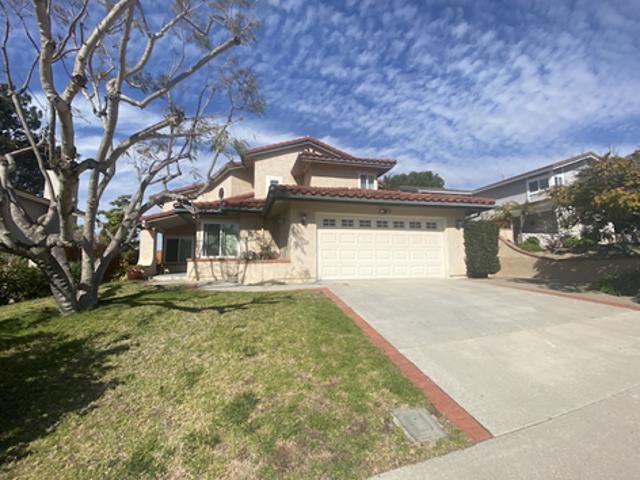 1243 Calle Christopher 4/3 1950 sqft