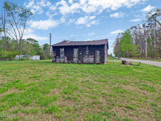 1243 Franklin Loop