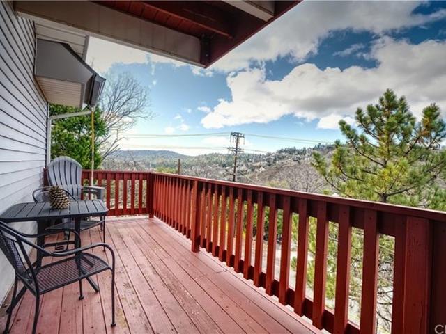 1243 Grass Valley Rd, Lake Arrowhead, CA 92352