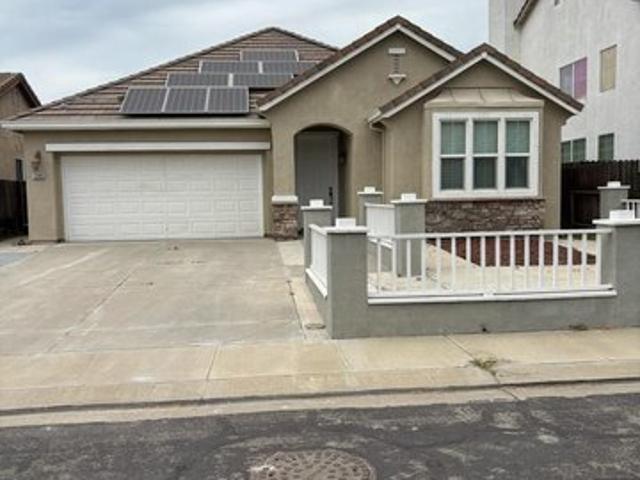1243 Laurel Park Cir, Manteca, CA 95337