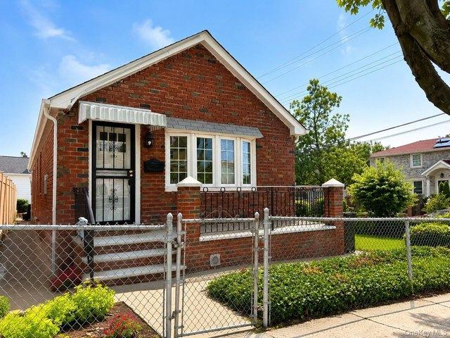 124 02 Sutter Ave, South Ozone Park, NY 11420