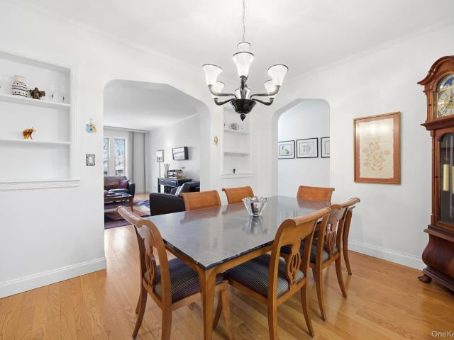 124 1 th Road, Unit 2E