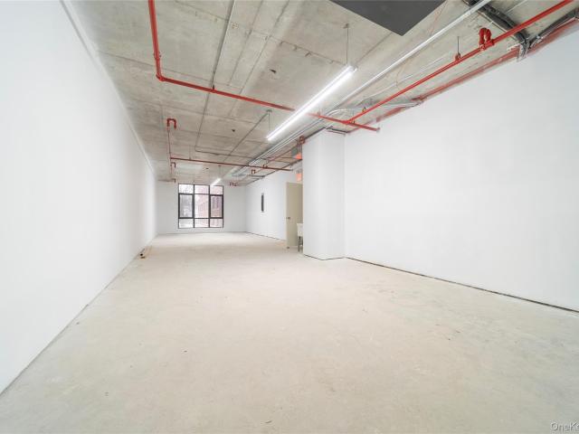 124 28 Queens Boulevard 4D