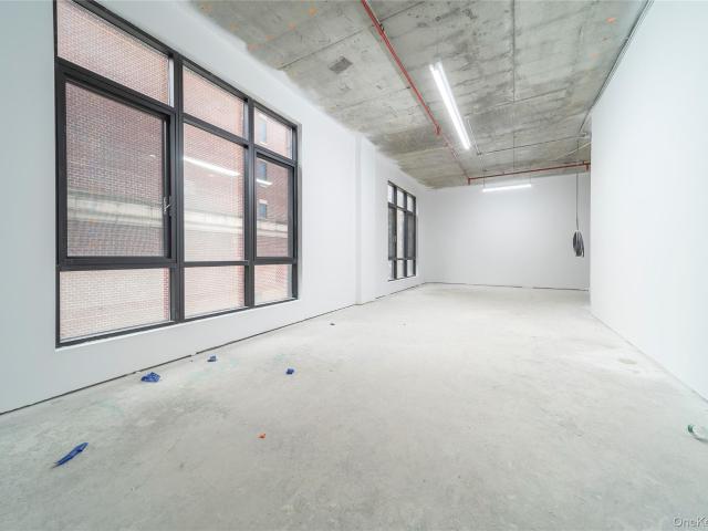 124 28 Queens Boulevard 3E