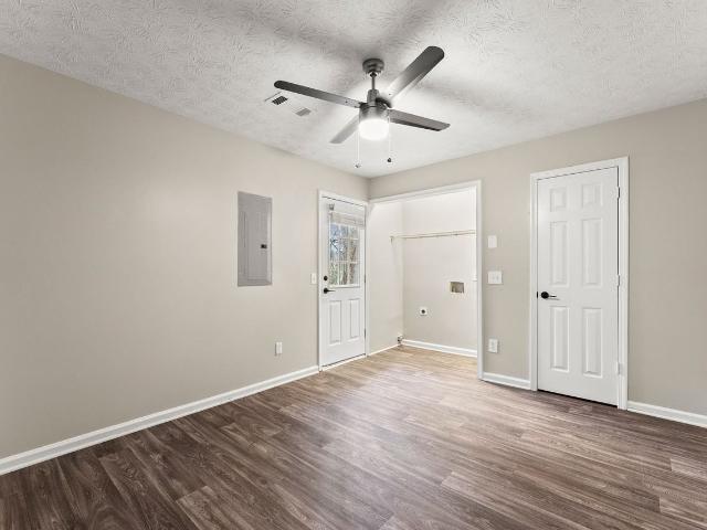 124 2nd Street 3 Bedroom Apartment for Rent at 124 2nd St, Winder, GA 30680