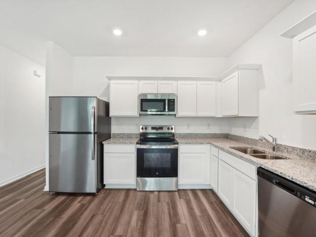 124 Cotton Leaf Boulevard 4