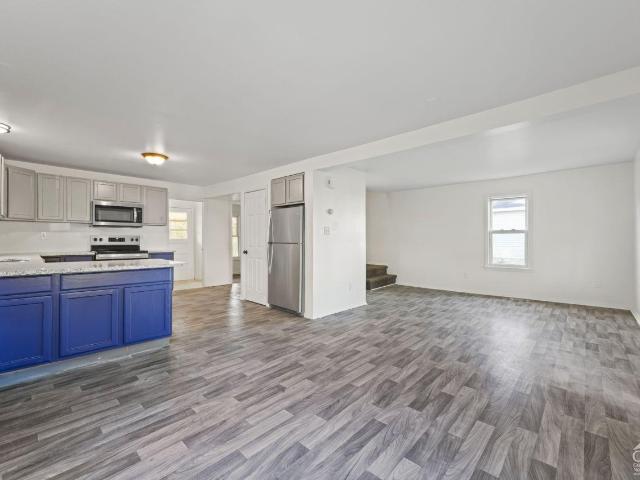 124 Cottage Street