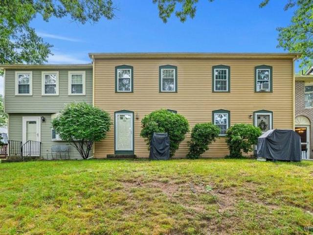 124 Cannongate Iii Rd, Nashua, NH 03063