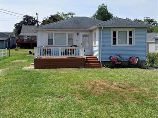 124 Caroline Ave, Hubbard, OH 44425
