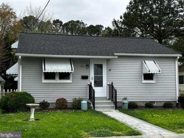 124 Cedar Ave, Berlin, MD 21811