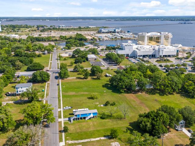 124 Cedar St, Biloxi, MS 39530 | MLS #4156