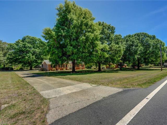 124 Clydes Drive