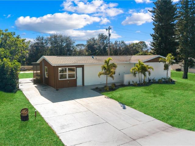 124 Andros St, Lehigh Acres, FL 33936 | MLS #2026007