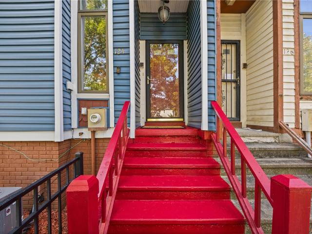 124 Adams Street