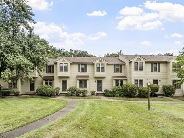 124 Apache Way Unit 124, Tewksbury, MA 01876