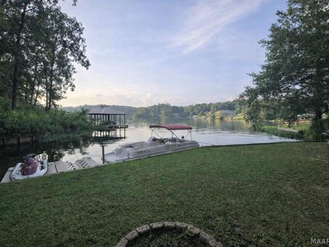 124 Ashwood Dr, Titus, AL 36080