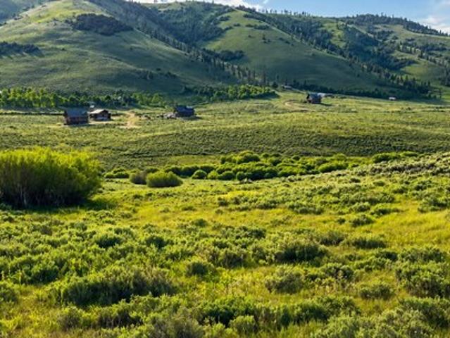 124 Aspen Cove Dr, Scofield, UT 84526