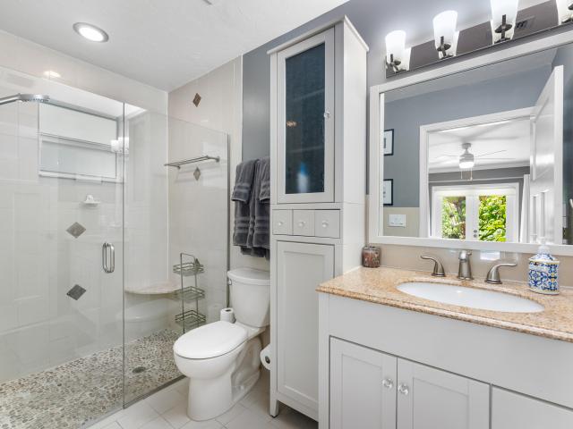 124 Bonnie Briar Ln, Delray Beach, FL 33444 | MLS #R11166