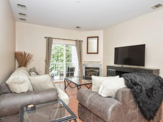 124 Barrister Dr # 124