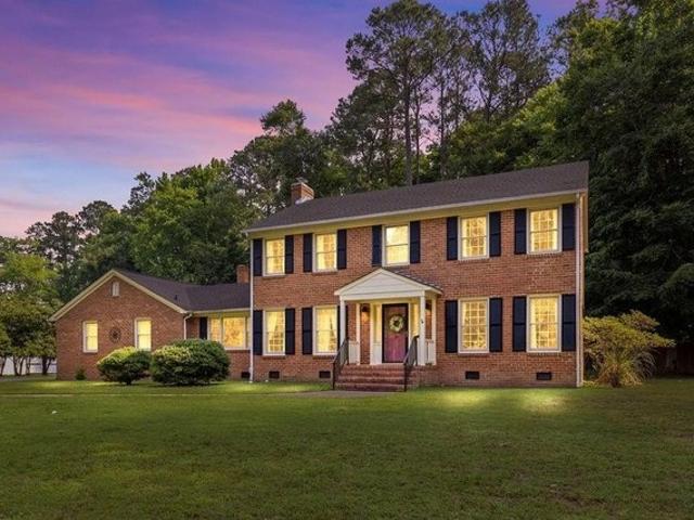 124 Beechwood Dr, Franklin, VA 23851
