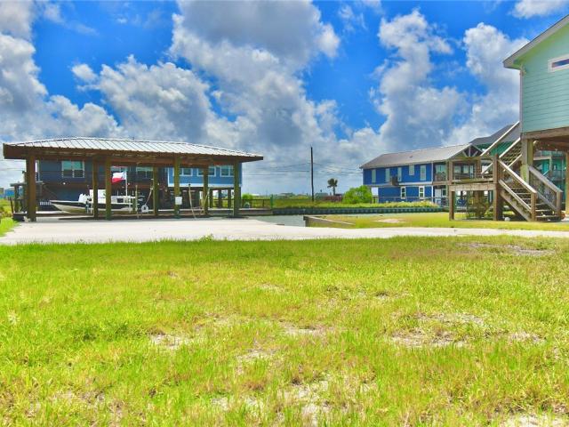 124 Belaire Dr, Rockport, TX 78382 | MLS #461907