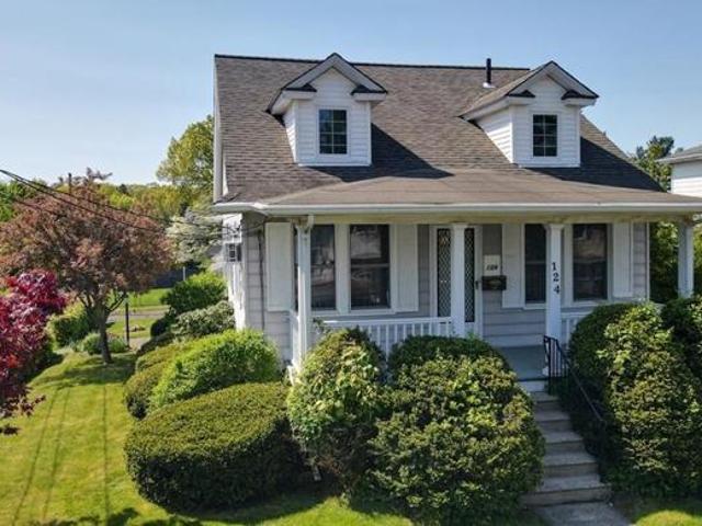 124 Belmont St, New Britain, CT 06053