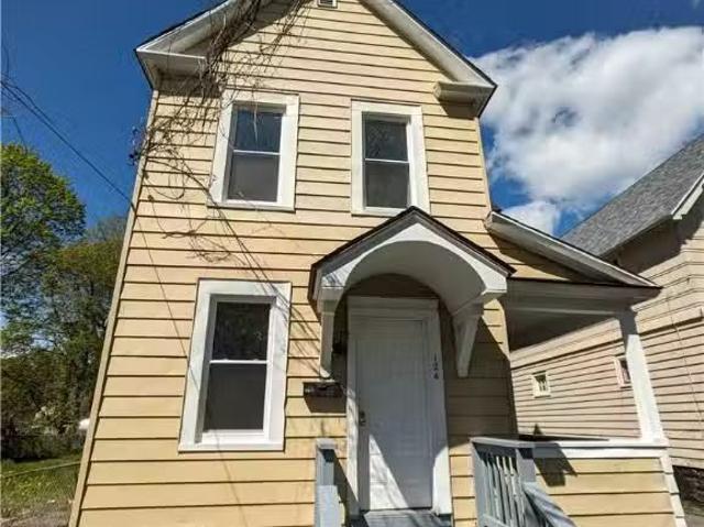124 BERGER AVE, SYRACUSE, NY 13205 Single Family Residence For.