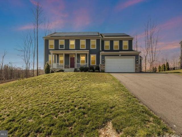 124 Black Hawk Dr, Stafford, VA 22554