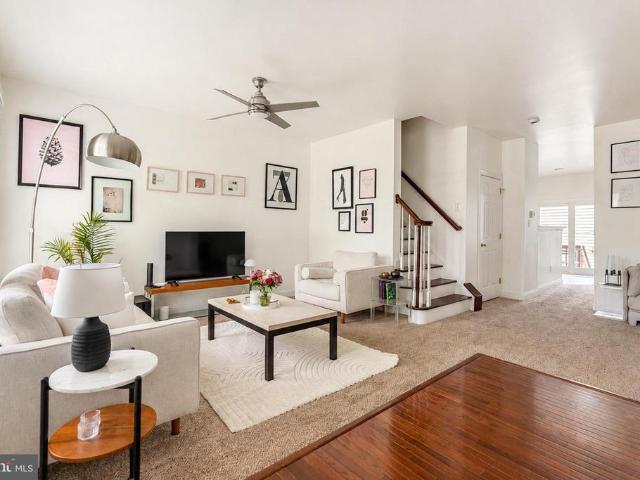 124 Burnet Cres