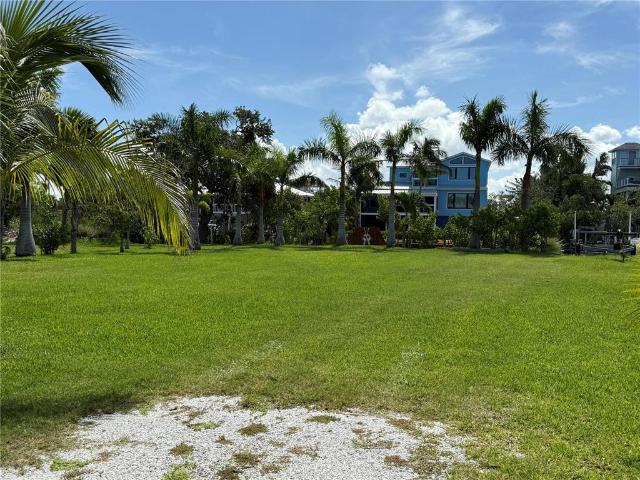 124 Burns Rd, Terra Ceia, FL 34250 | MLS #A4658 | Compass
