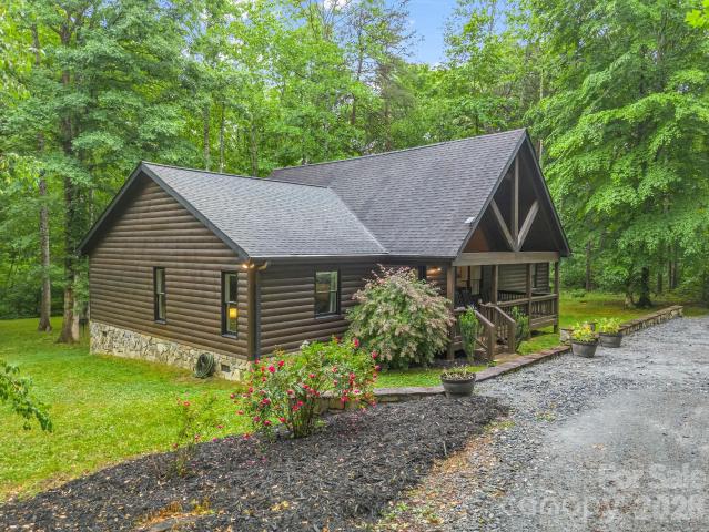 124 Golden Creek Trail