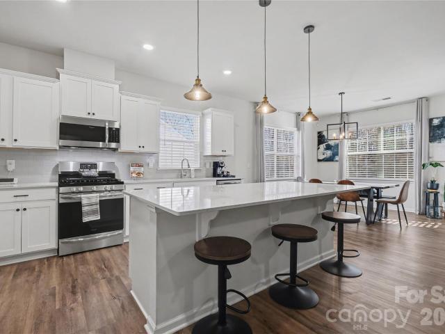 124 Goodleigh Ln, Mooresville, NC 28115 | MLS #4353 | Compass