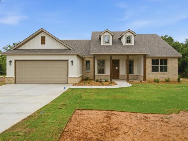 124 Graystone Dr, Weatherford, TX 76088