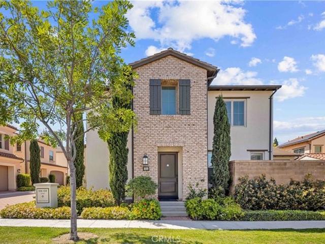 124 Gulfstream, Irvine, CA 92620