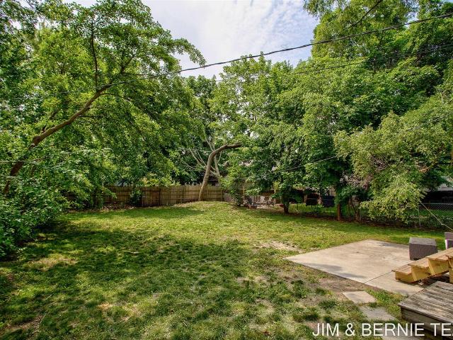 124 E 17th Street