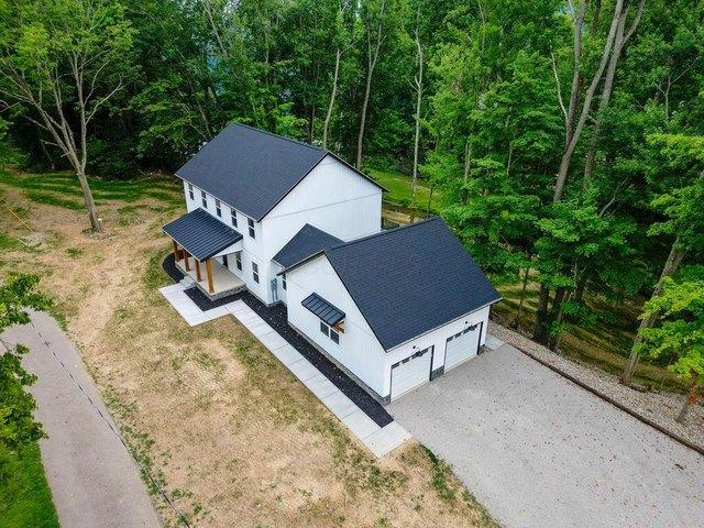 124 E Walnut St, Chesterville, OH 43317