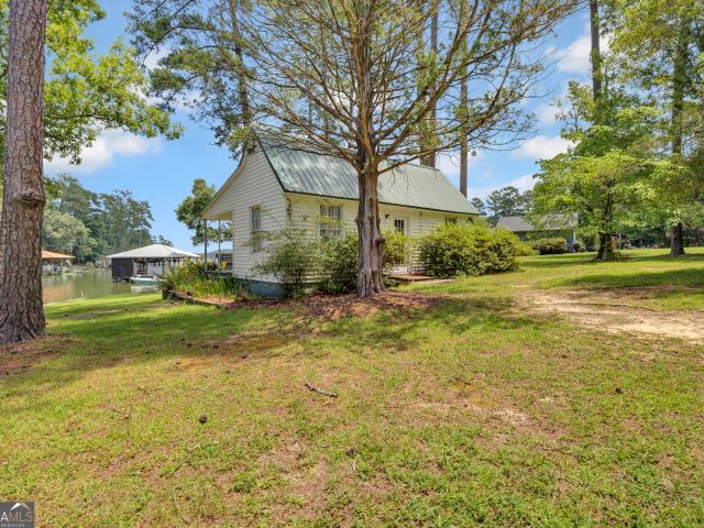 124 E Ward Road