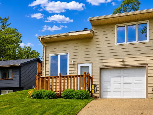 124 E Hughes Circle
