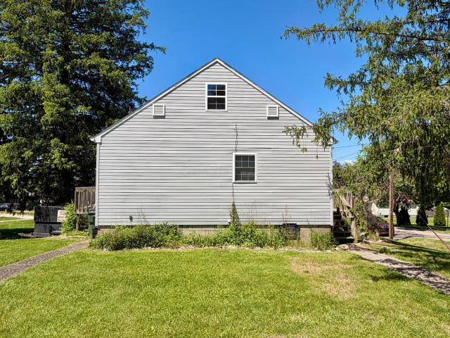 124 E King Street