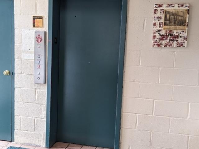 124 E Main St # 201